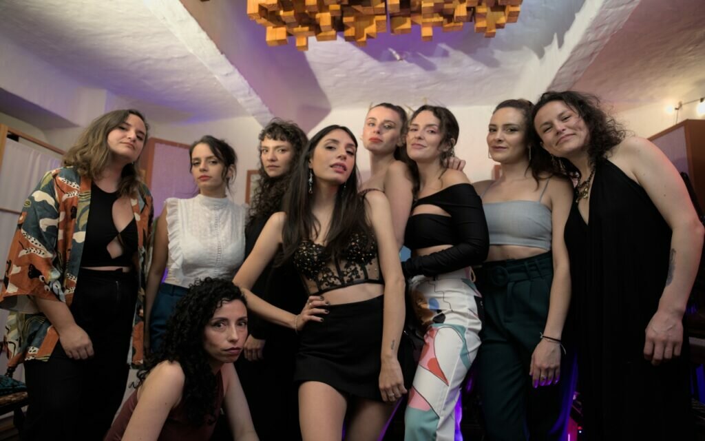 Cantantes trans y no-binarios latinos que debes conocer - every ...